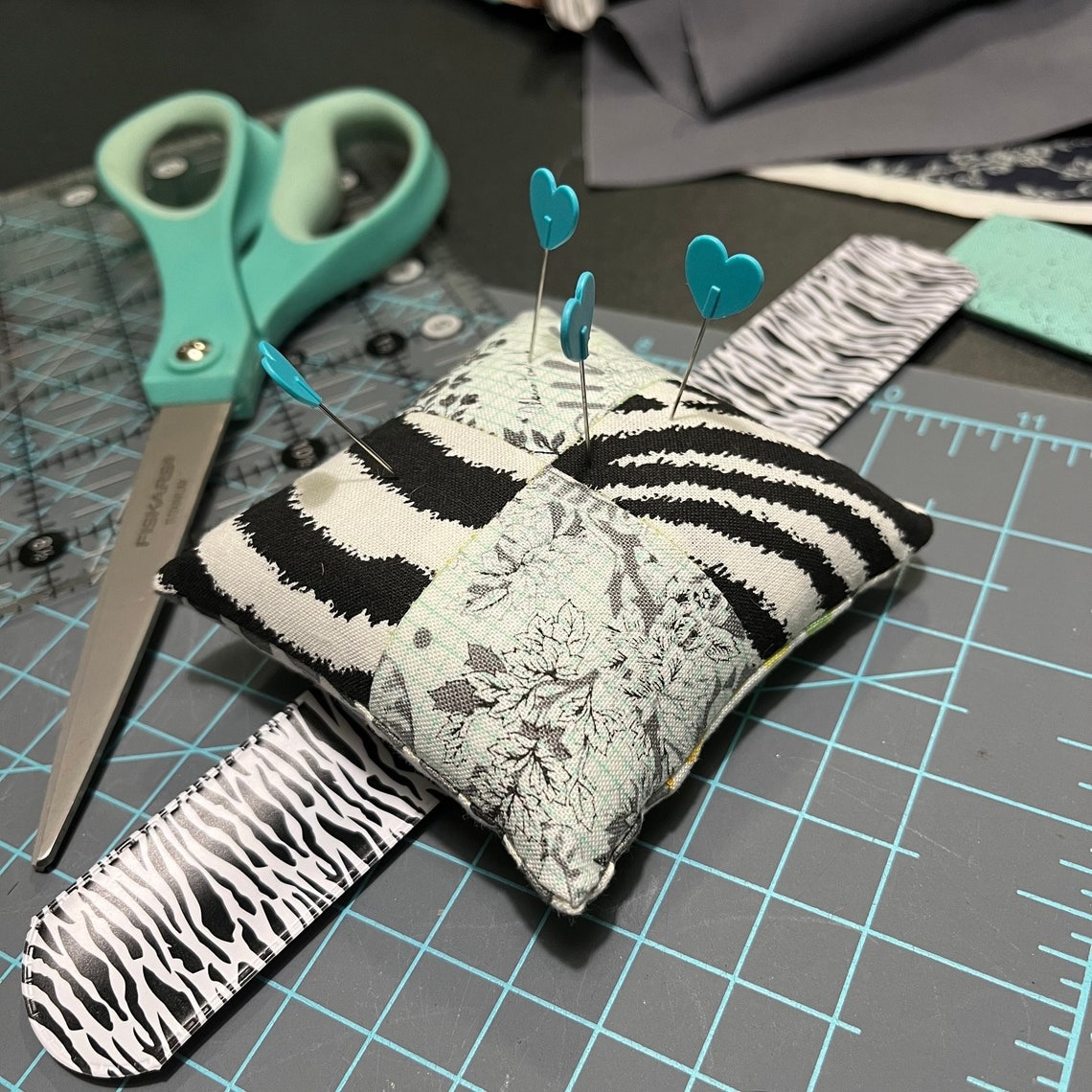 Make Your Own Pincushion: A Fun and Functional Sewing Project ...